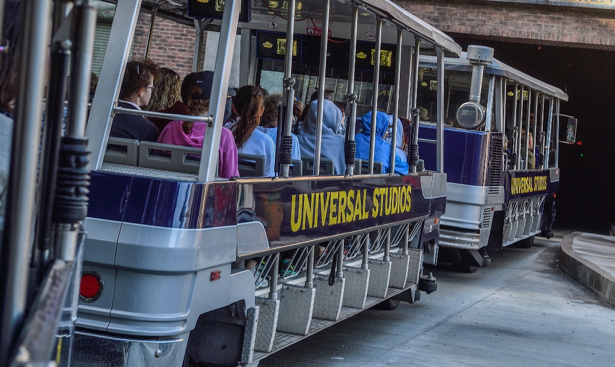 Universal Studios Tram Ride Goes Off the Rails After Guest Strips ...